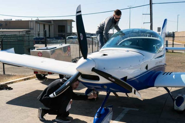 5 Ways to Help Flight Training Students Get Past Learning Plateaus ...