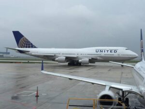 United Airlines Pilot Salary - Discover How Much They Earn