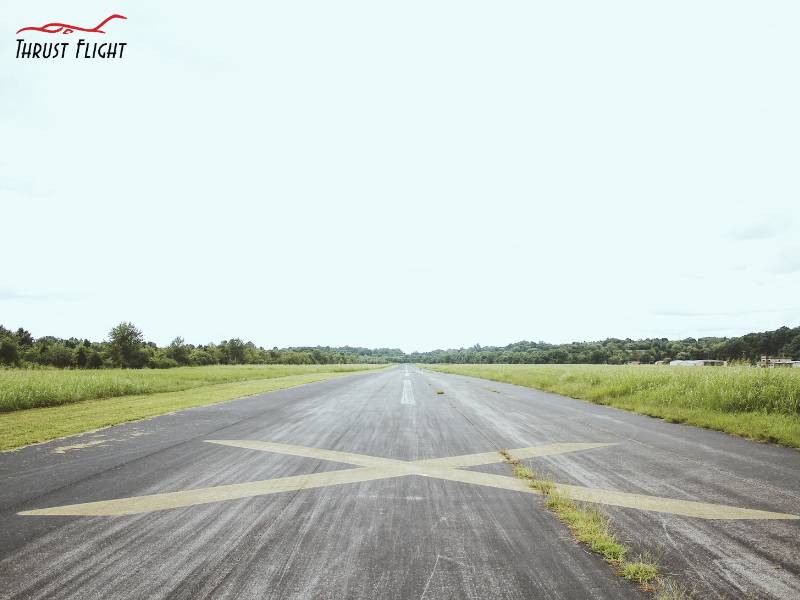 The New Pilot's Guide to Runway Markings - Thrust Flight